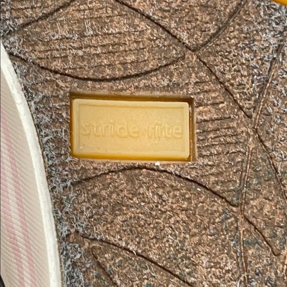 Stride Rite | Shoes | Stride Rite Youth Disney Princess Hi Tops Sz 2 ...